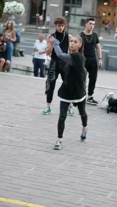 #Shorts Monatik Kruzhyt. Street Dance in Kyiv, Ukraine - YouTube