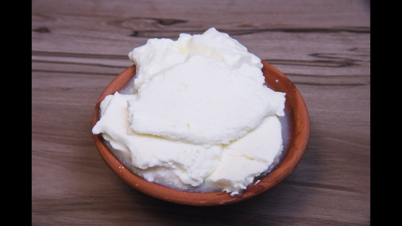 Yogurt । Dahi हलवाई ऐसे जमाते हैं गाढ़ा मलाईदार दही । Yogurt How to ...