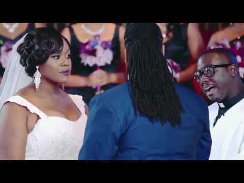 Callie Day singing at a wedding. - YouTube