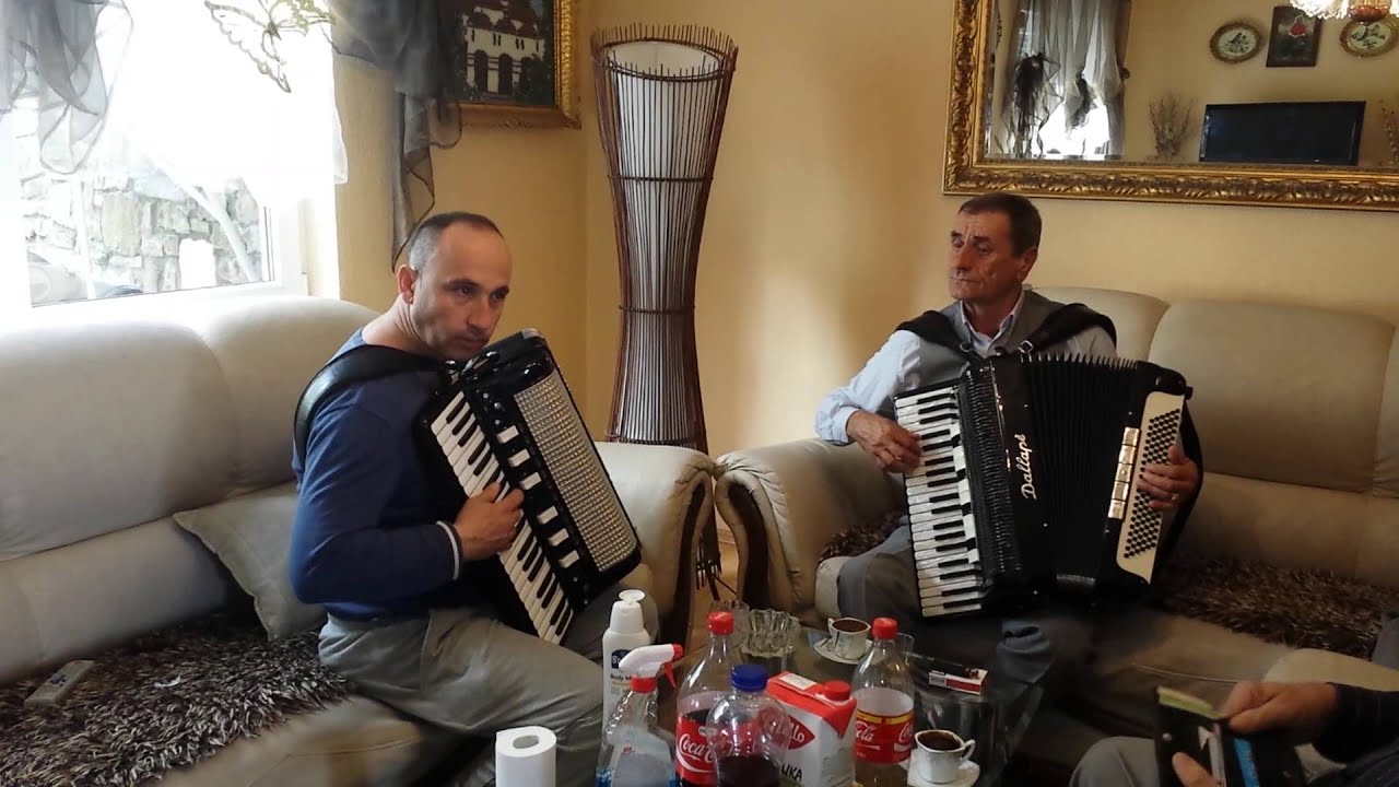 Muzika uzivo...Edib Muminovic i Elmo Muminovic - YouTube