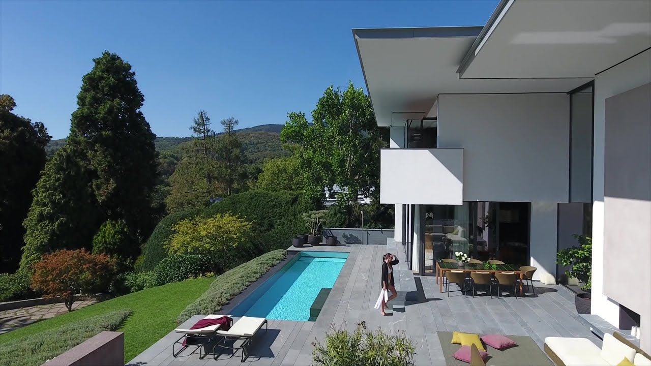 CROWN HOUSE, a Villa by Alexander Brenner Architects - YouTube