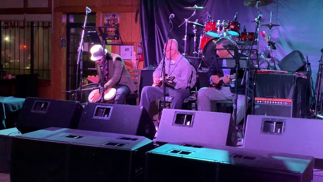 Underneath the Mango Tree from Dr. No (James Bond) Soundtrack - YouTube