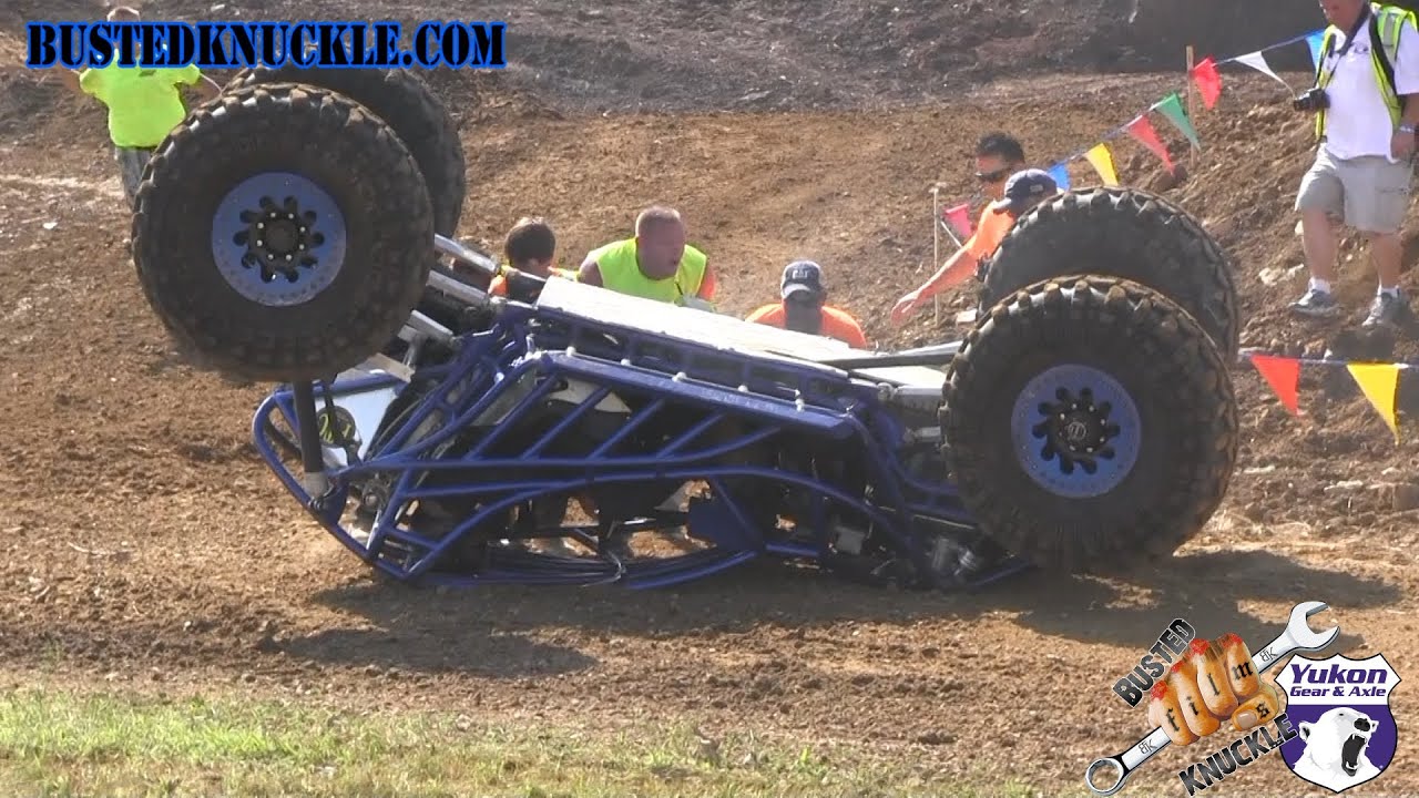 BOBBY TANNER GETS WILD at Unlimited Off Road Expo 2014 - YouTube