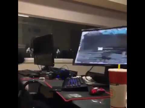 Punch monitor - YouTube