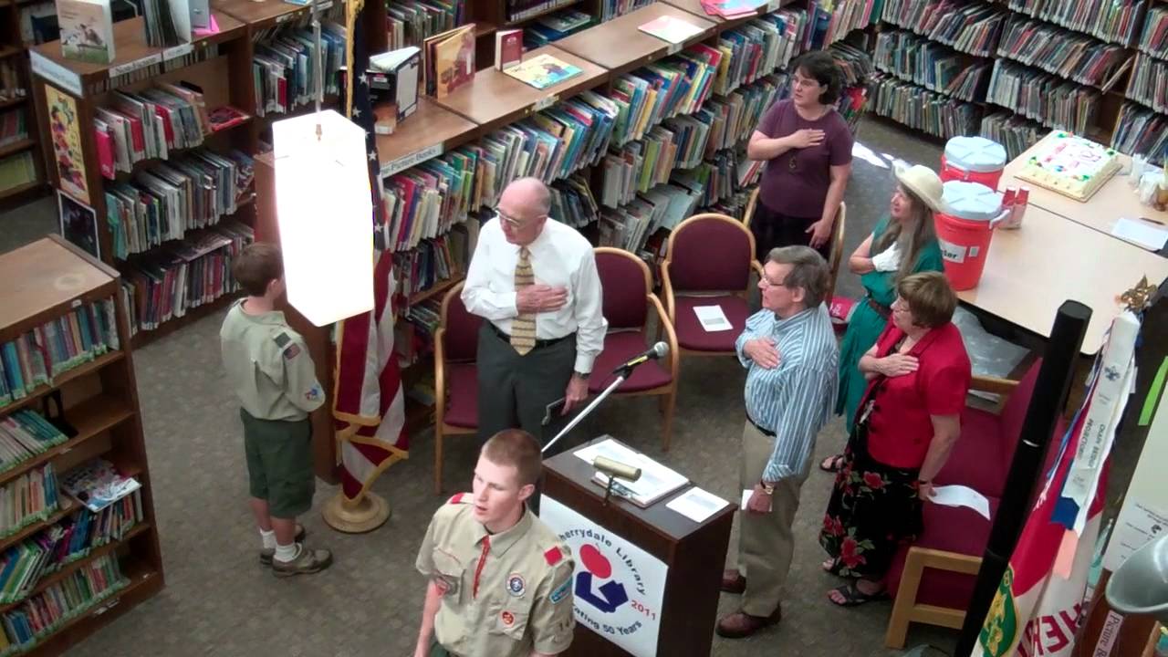 Pledge of Allegiance at Cherrydale Library Celebration - YouTube