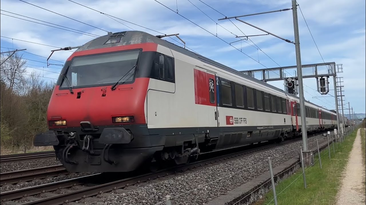 Swiss Trains at Speed (160km/h) and horns near Rupperswil! Extremely ...