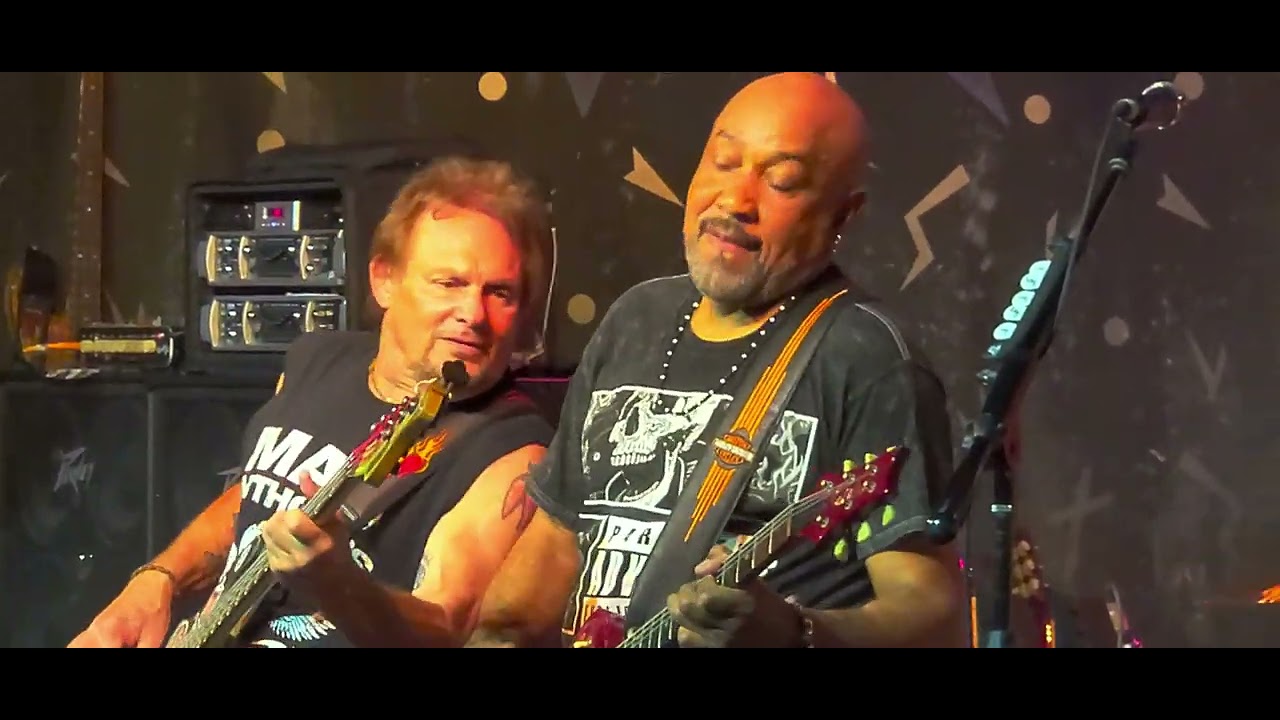 Somebody get me a doctor - YouTube