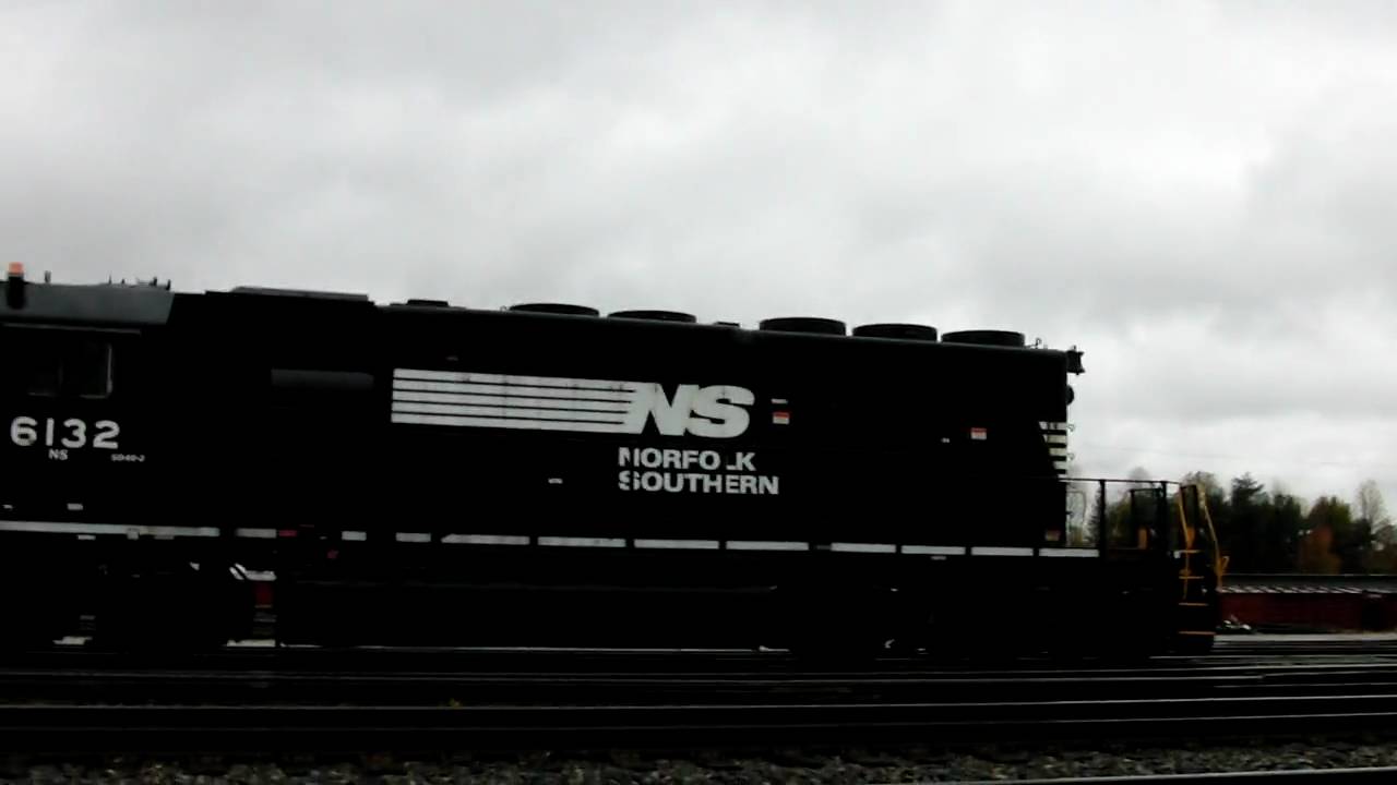 NS SD40-2 #6132 startup - YouTube