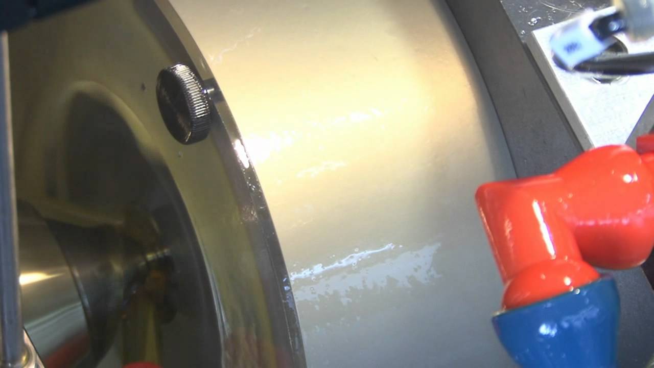 M621 - Thread whirling machine - YouTube