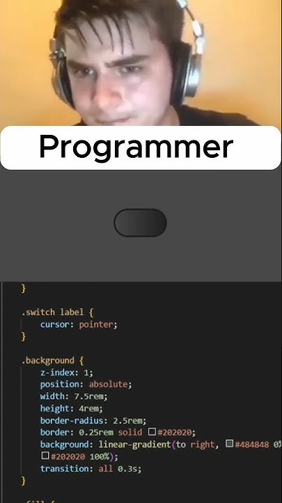 Graphic Designer vs Programmer - YouTube