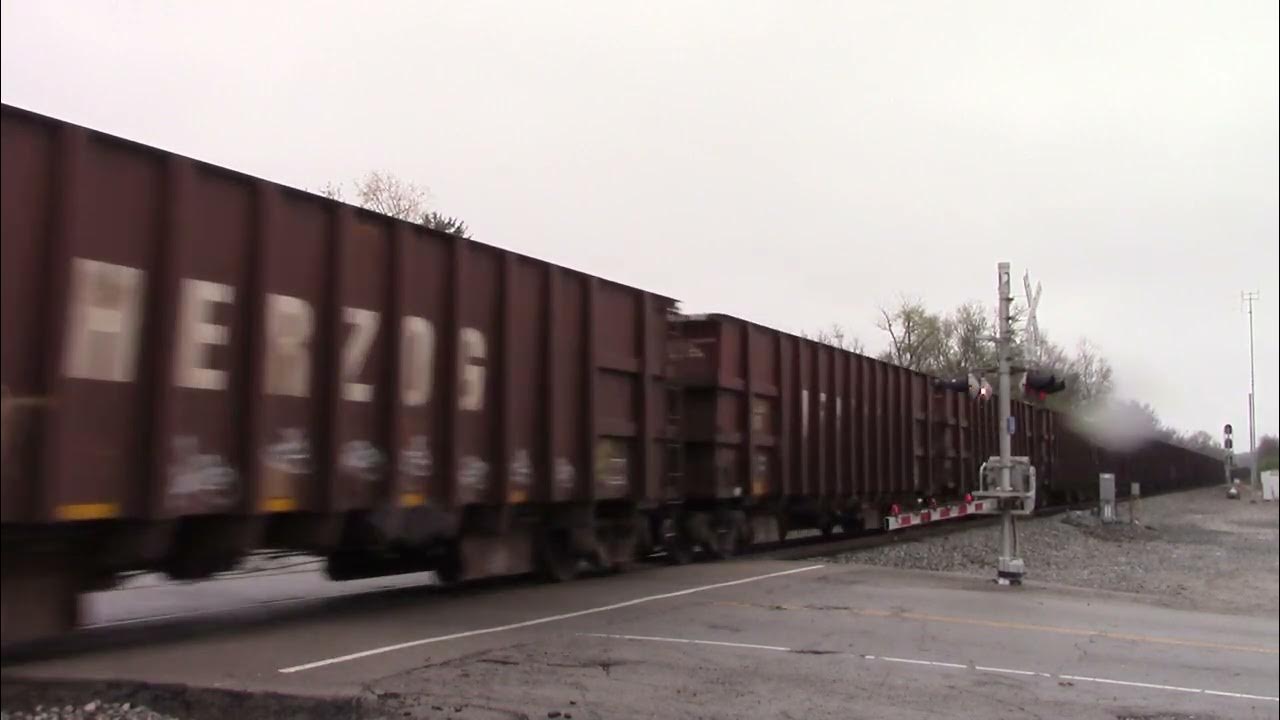 NORFOLK SOUTHERN GE ES44AC Northbound Herzog Ballast Train - YouTube