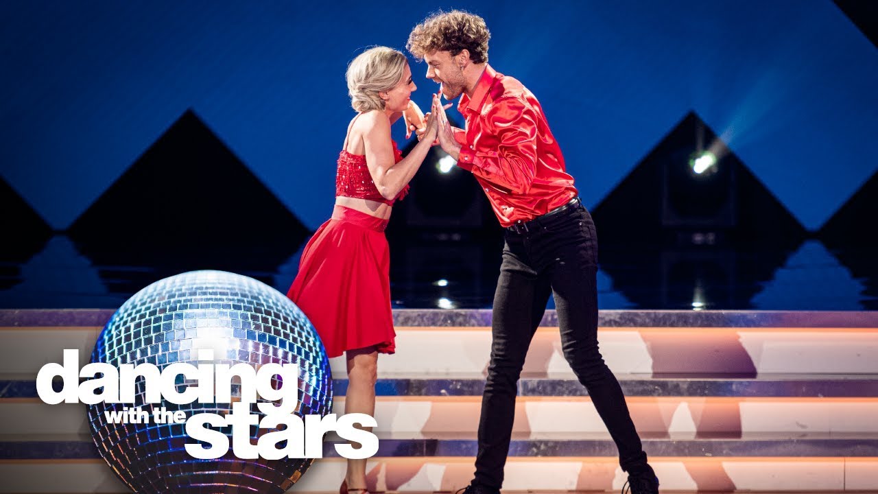 Ianthe en Nick halen alles uit de kast met deze quickstep | Dancing ...