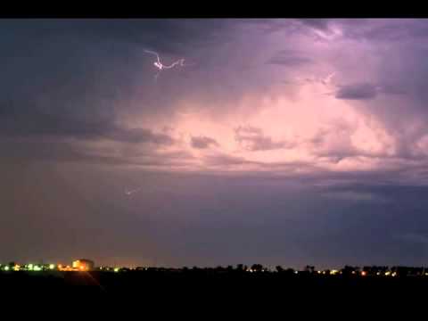 Nebraska Thunderstorm with Lightning 2013 - YouTube