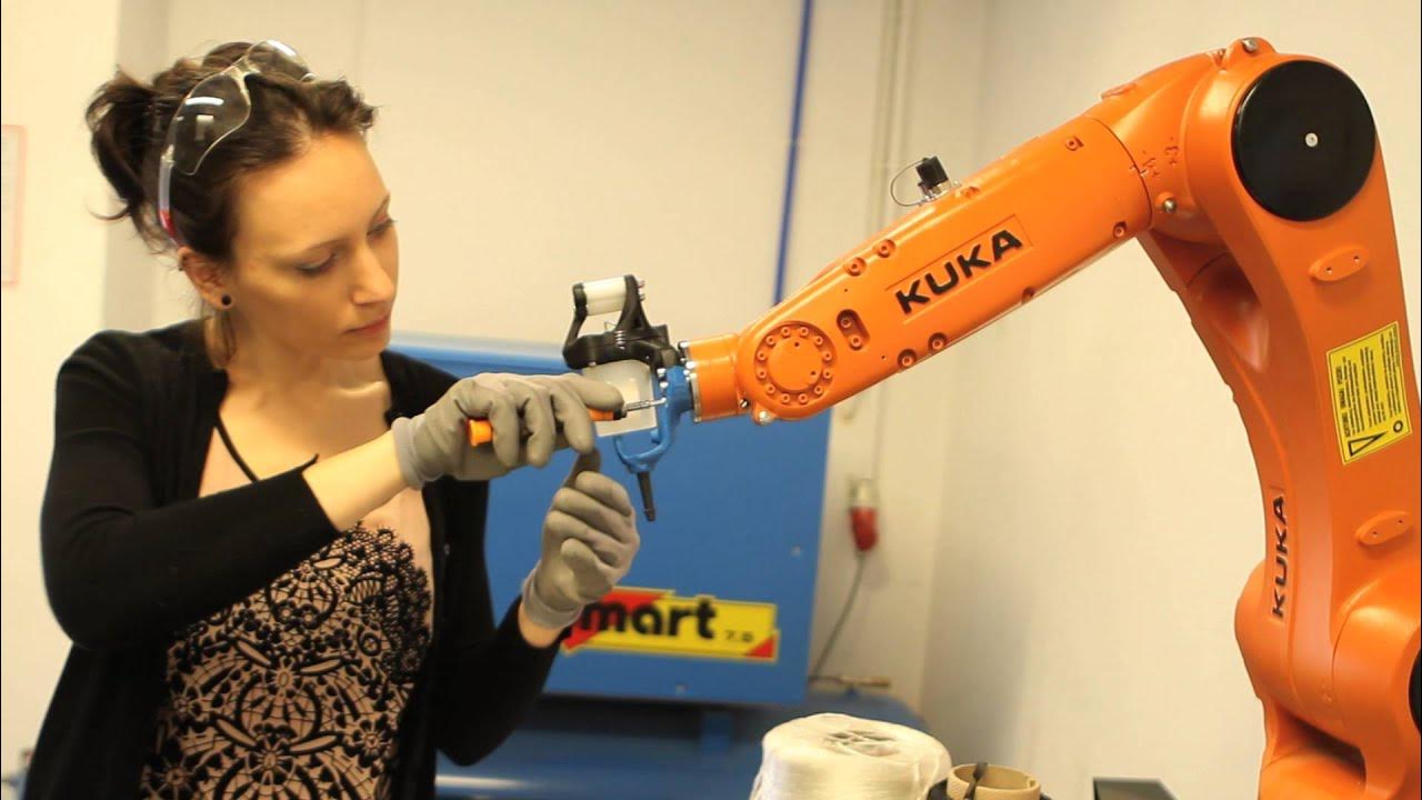 Zortrax - 3D printing in transforming the KUKA robot - YouTube