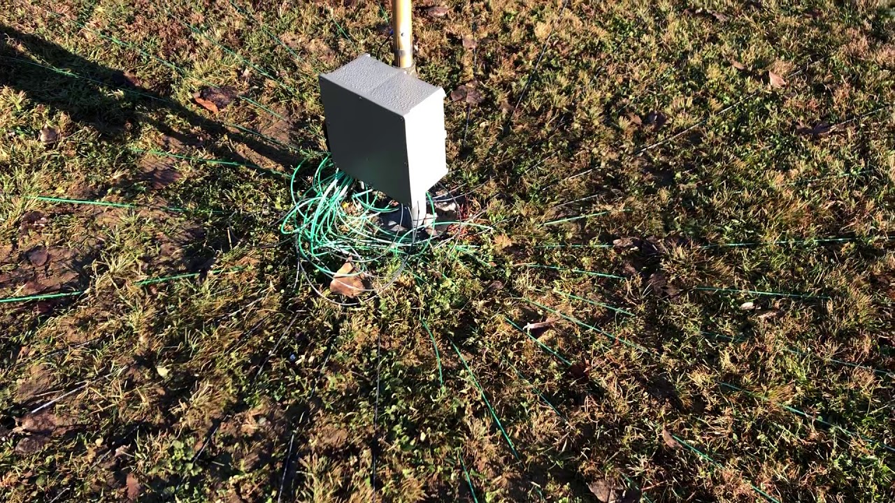 40 Meter Four Square Phased Vertical Array - YouTube