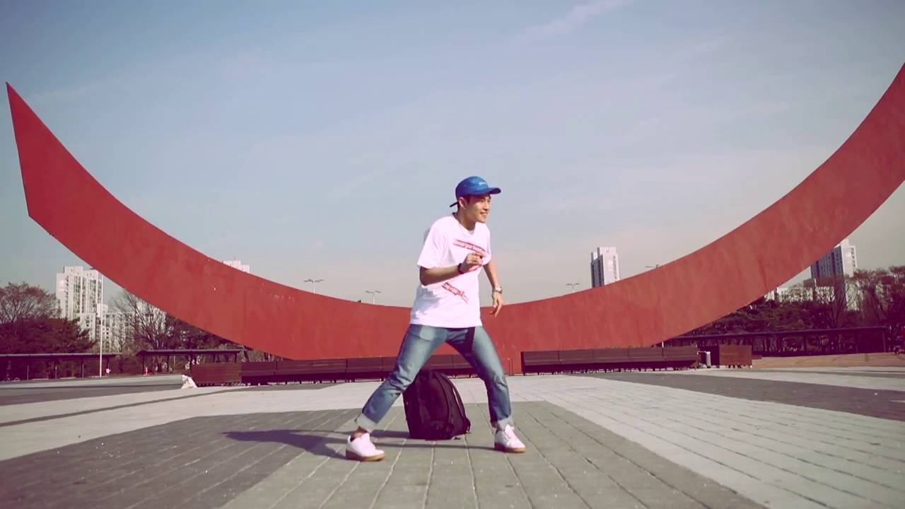 BRAGG "LIVE FOR STREET DANCE" ft Veil, Black Pink | BRAGG films - YouTube