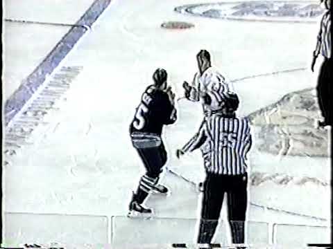 Adam Huxley vs Robin Big Snake WHL Nov 29/03 - YouTube
