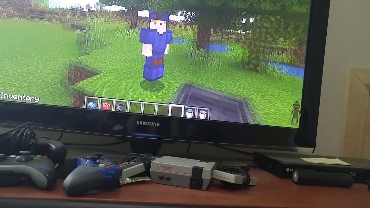 Minecraft how to make colored armour - YouTube