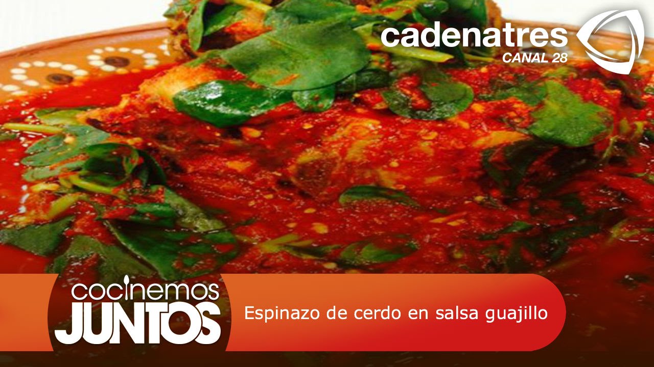Espinazo de cerdo en salsa guajillo - YouTube