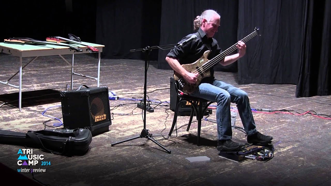 Michael Manring Bass Solo (parte 4/5) [AMC winter preview 2014] - YouTube