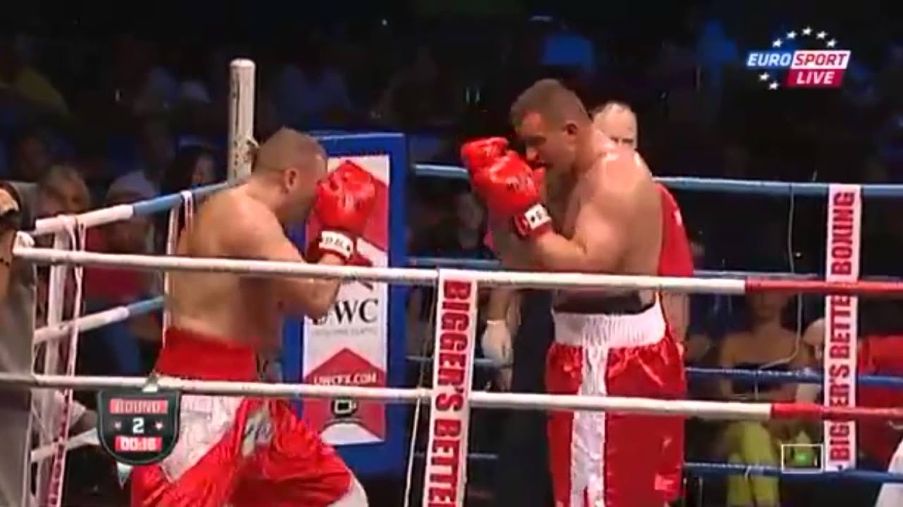 Lee 'THE BEAST' Kellett Pro Boxing Highlights - YouTube