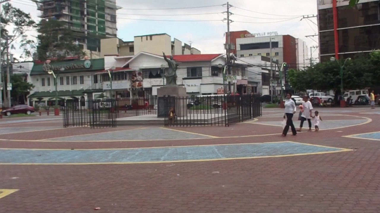 File footage - Remedios Circle [Malate, Manila; Oct 2014] HD - YouTube