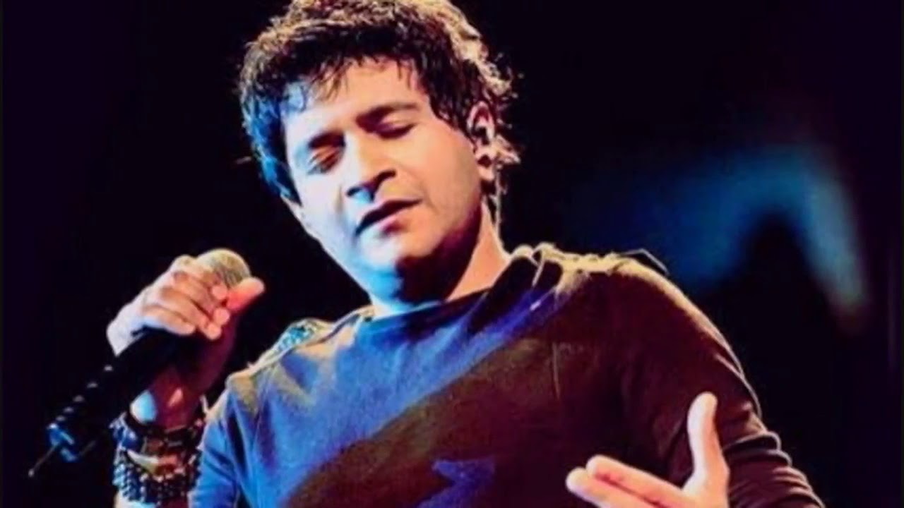 KK Live at Anugoonj IPU Fest 2k18,IPU Delhi - YouTube