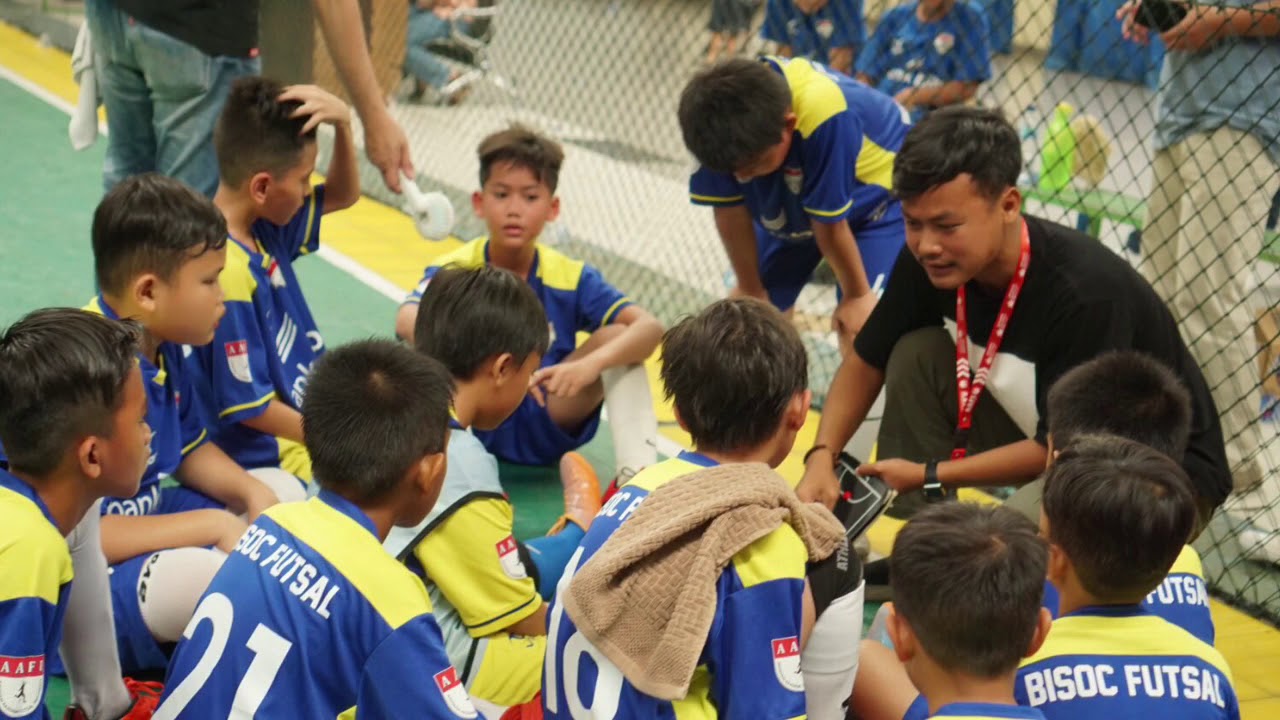 Bisoc vs pop 3 - YouTube