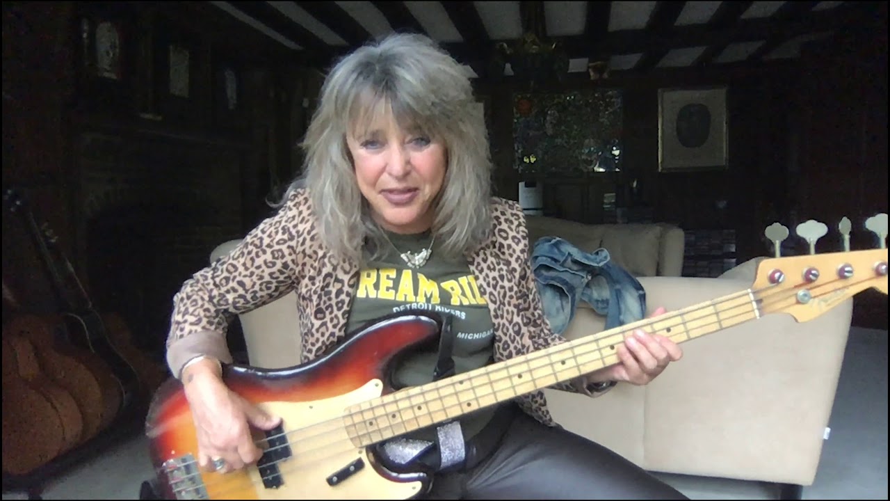 Suzi Quatro The Bass lIne Episode 30 Little Bitch Blue - YouTube
