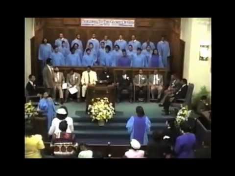 COGIC Holy Cathedral (PRAISE BREAK) - YouTube