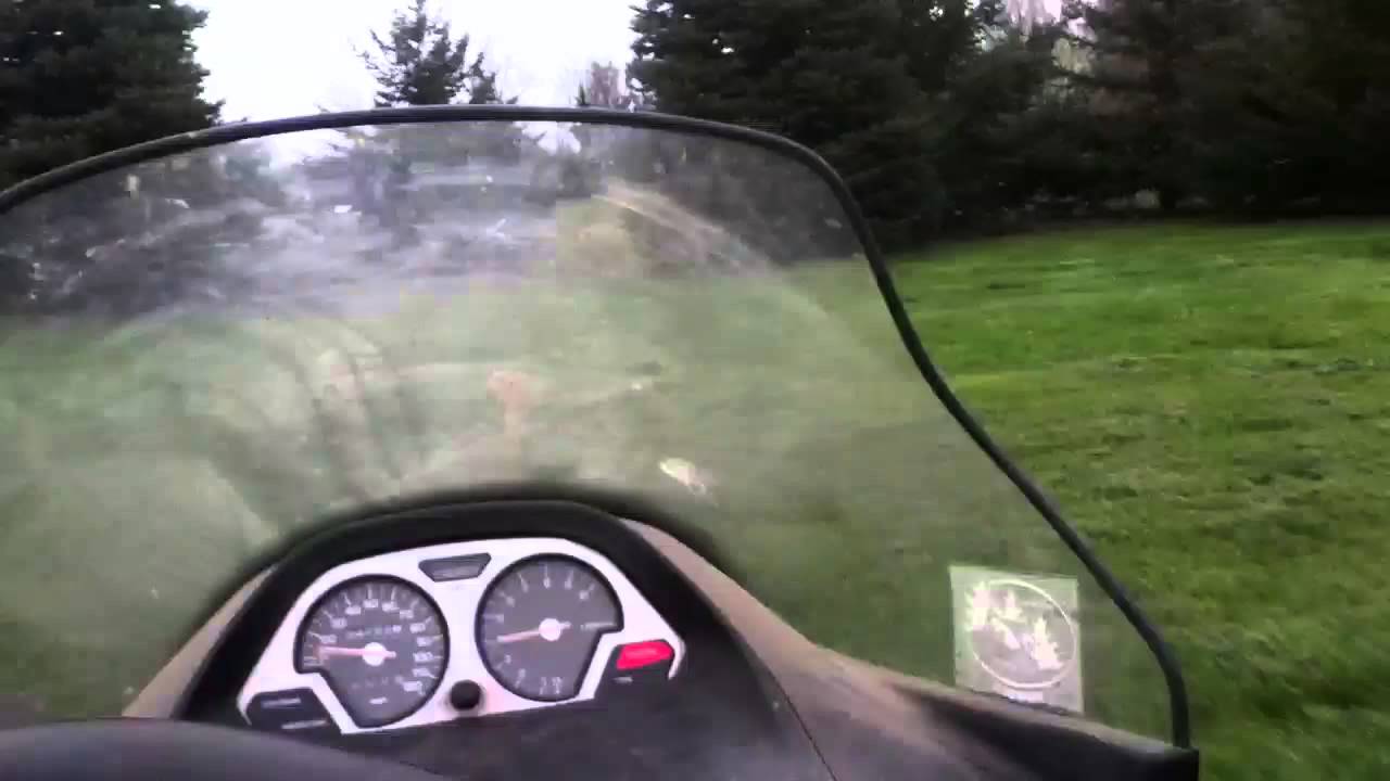 Yamaha vmax 500 snowmobile - YouTube