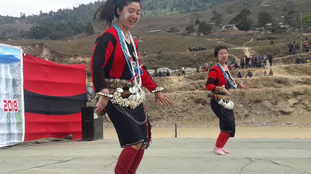 Bokar traditional dance - YouTube