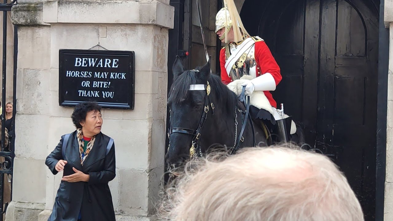 "Do Not Touch The King's Guard" - YouTube