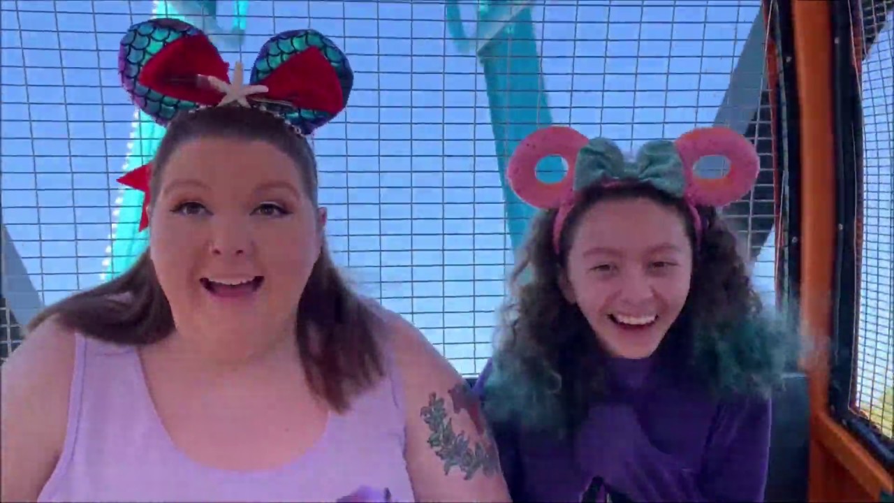 Screaming on Pixar's Pal-A-Round - YouTube