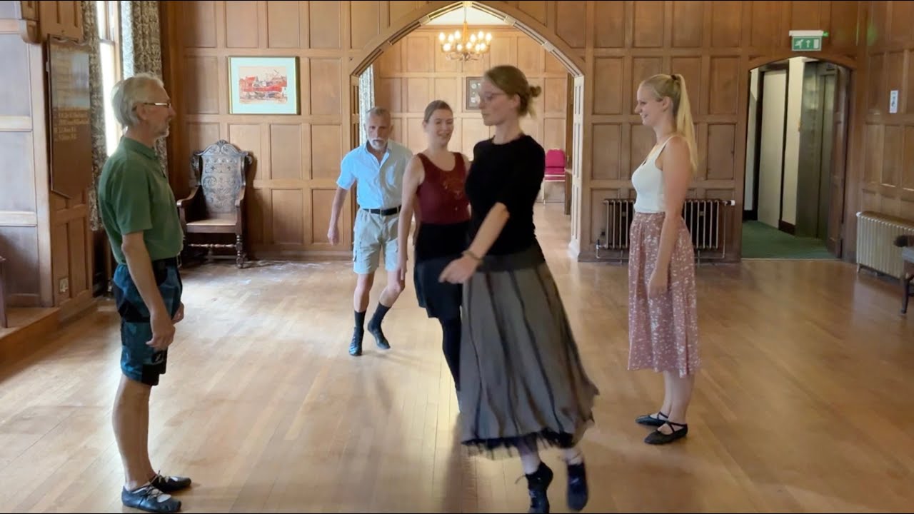 Libberton's Wynd - YouTube