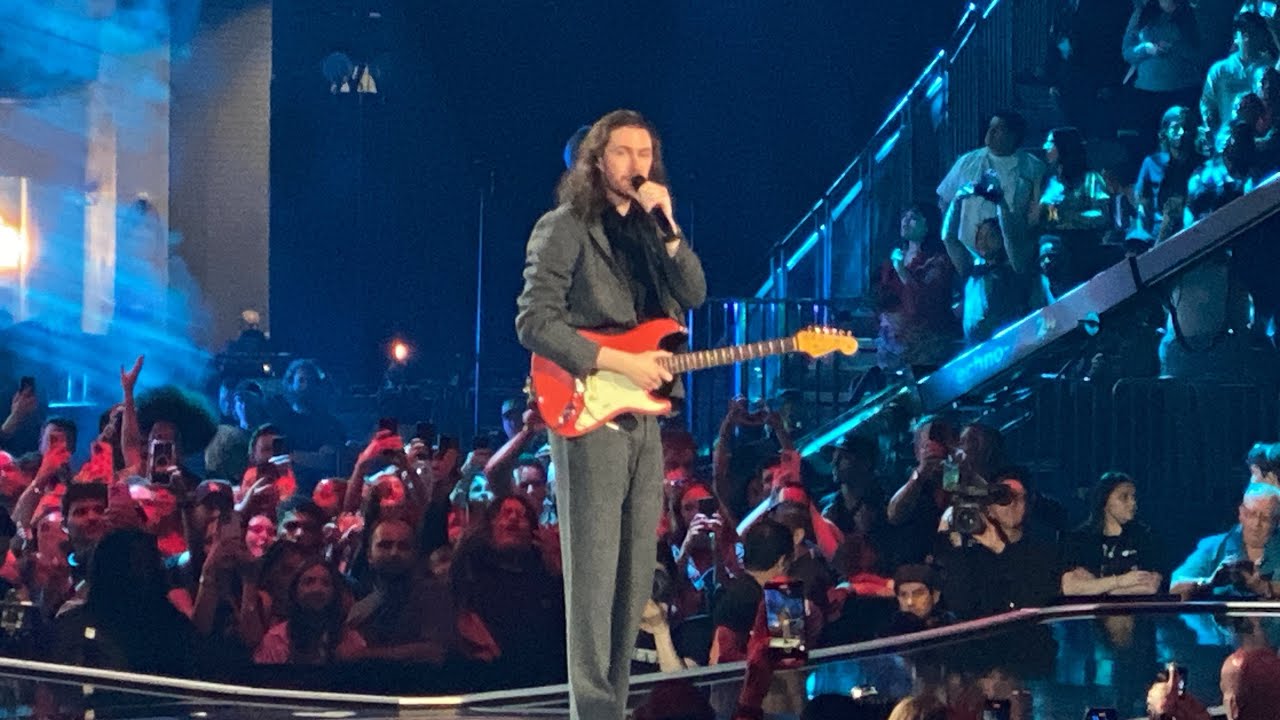 Hozier performing Too Sweet live at iHeartRadio Music Festival 2024 ...