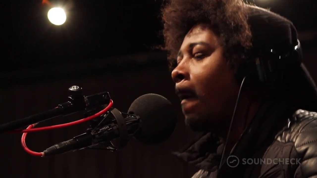 Danny Brown 'Dope Song,' Live On Soundcheck - YouTube
