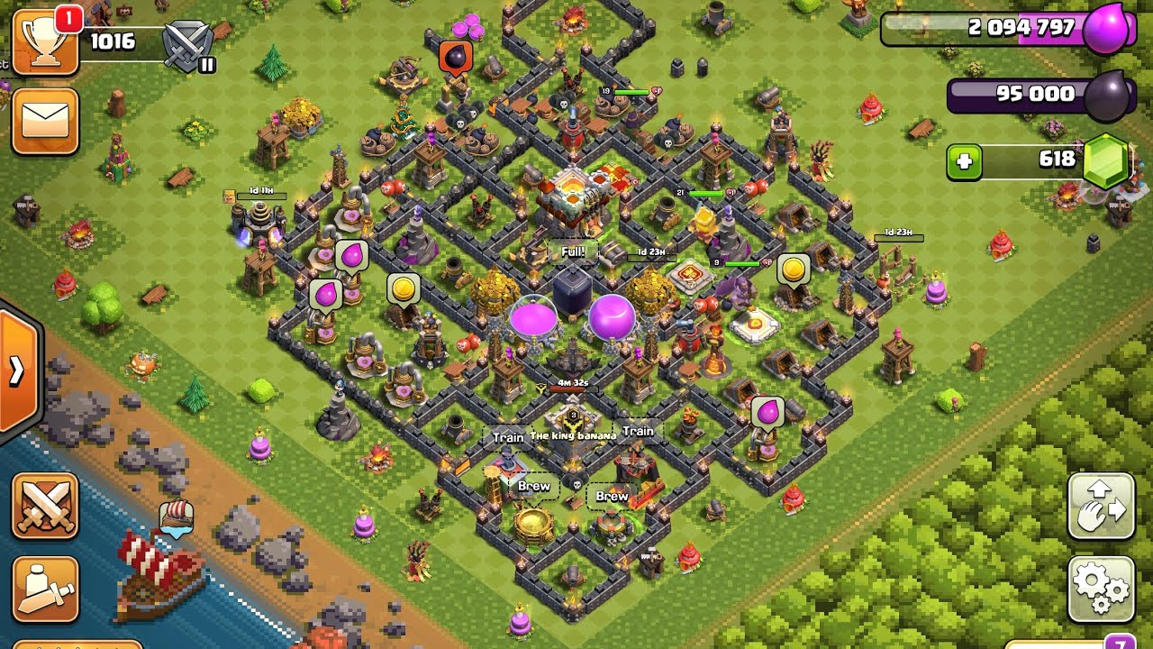 Logging in to my old clash of clans game - YouTube