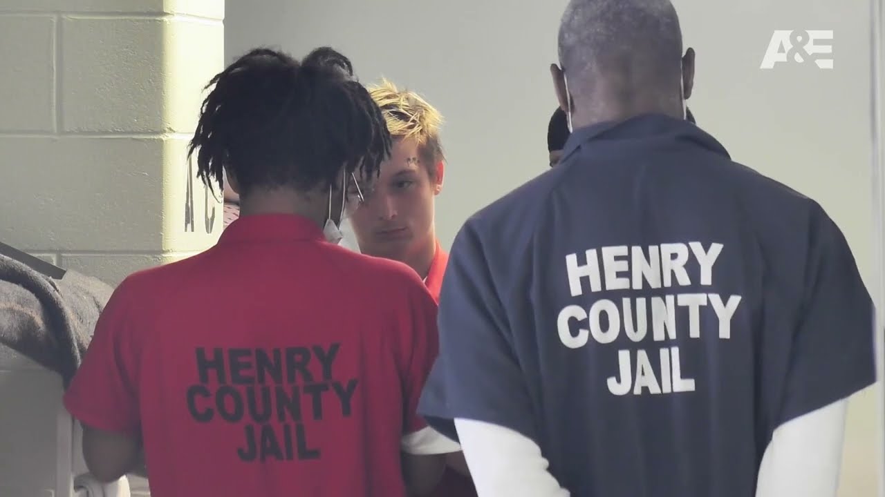 Inmate Made A Sword Shank In Jail - YouTube