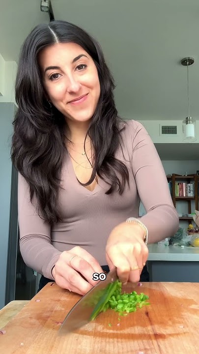 My favorite way to make guac - YouTube