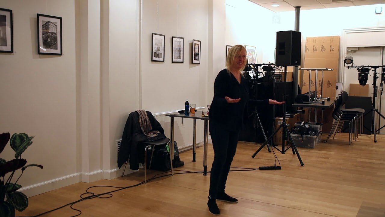 Budskaber fra Jesus. Foredragskanalisering med Debbie Christensen - YouTube