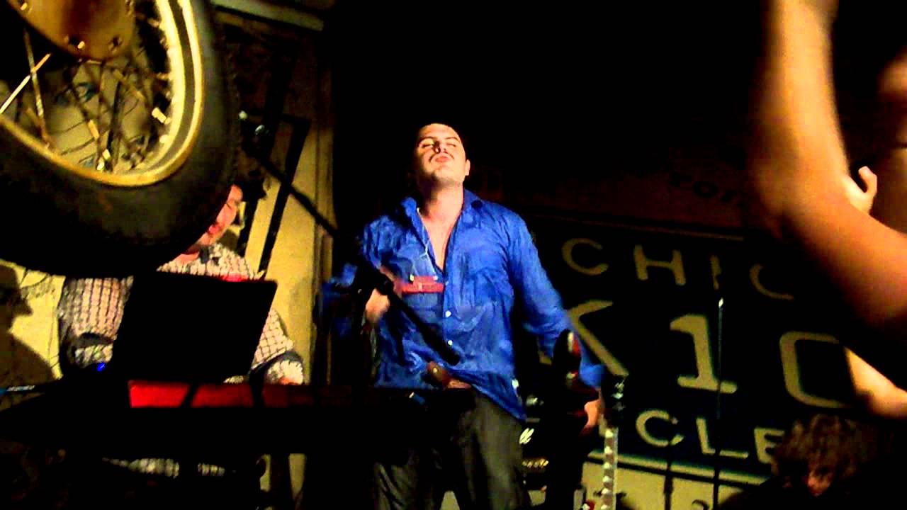 Figo Fagot - Disco Commando (@Iron Horse, Łódź 6.07.2012) - YouTube