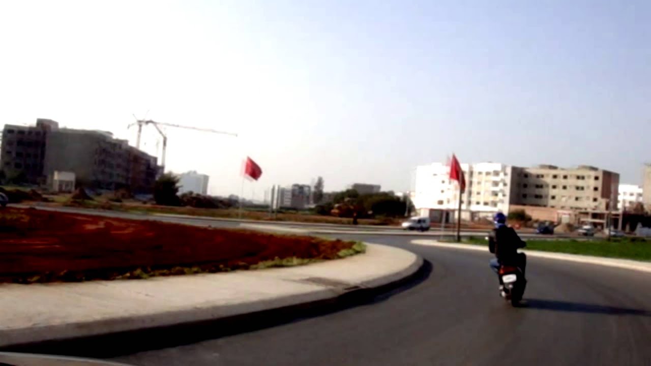 Le plus grand rond-point du monde !! - YouTube