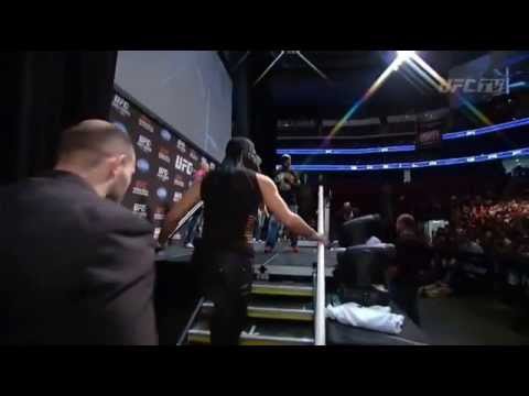 UFC 159: Sheila Gaff and Sara McMann Weigh-In - YouTube