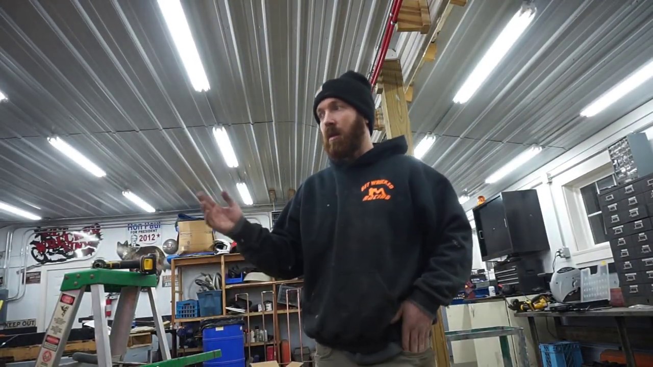 W R Long 3rd Function Valve Install on a Kubota M6040 - YouTube