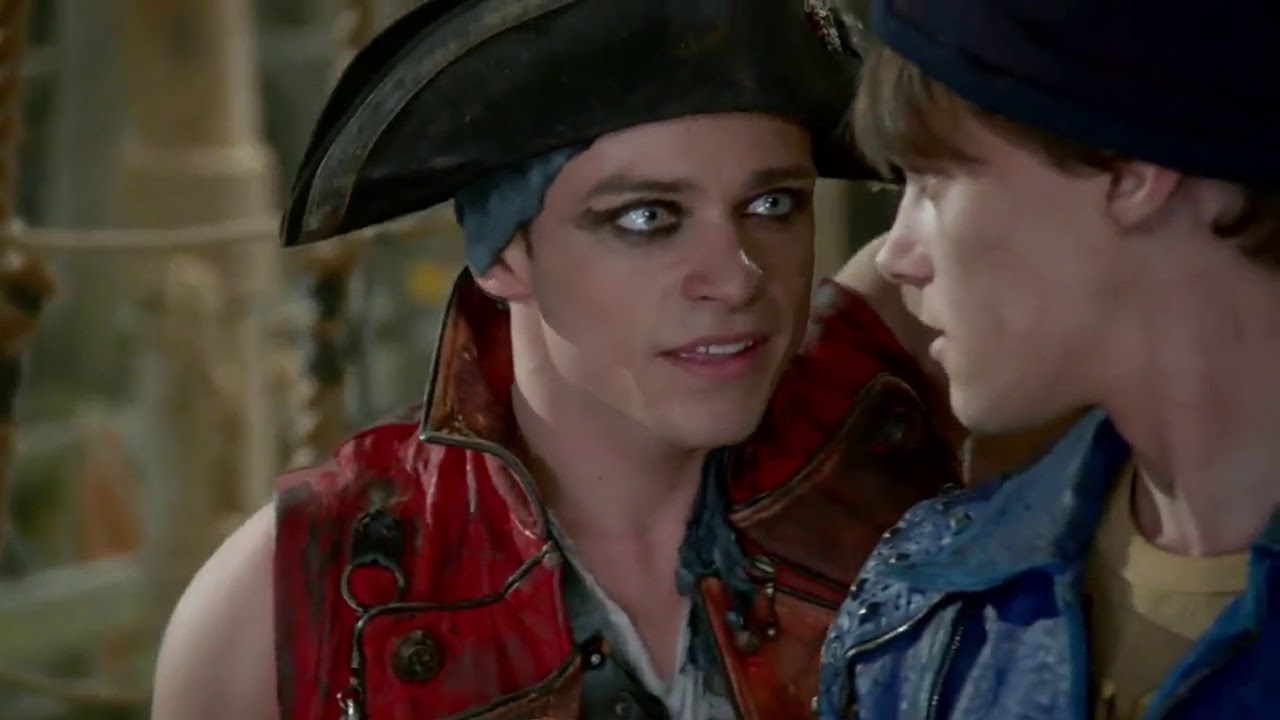 Ben and Harry - Descendants 2 - YouTube
