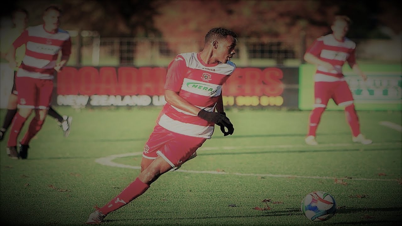 Jama Boss vs Hibiscus - YouTube