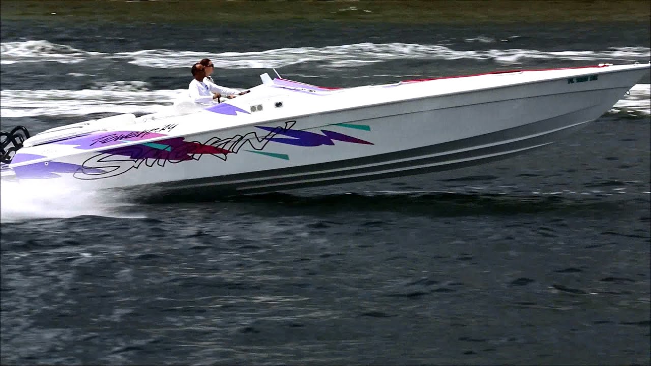 Powerplay 33 Race - SMOKIN - YouTube