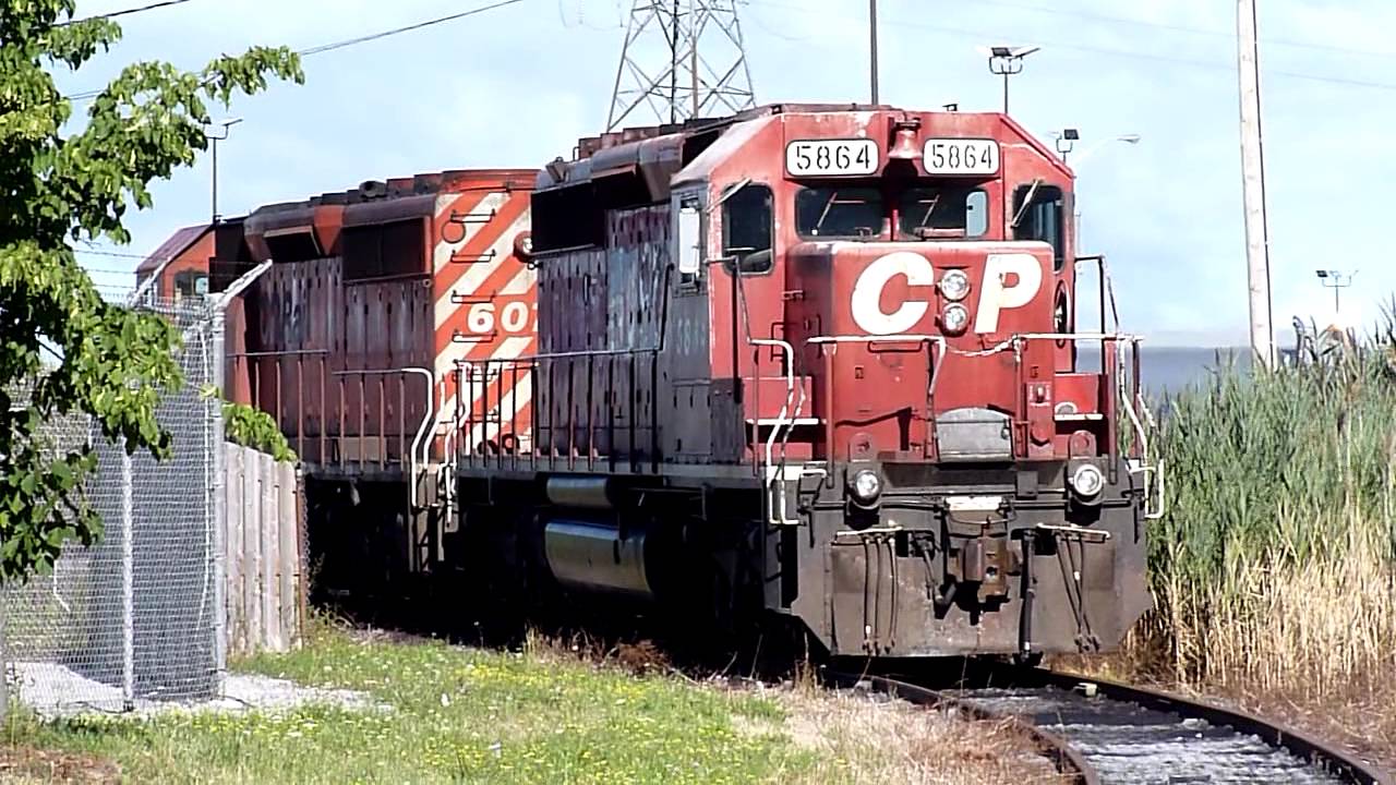 cp sd40 2s at GM oshawa - YouTube