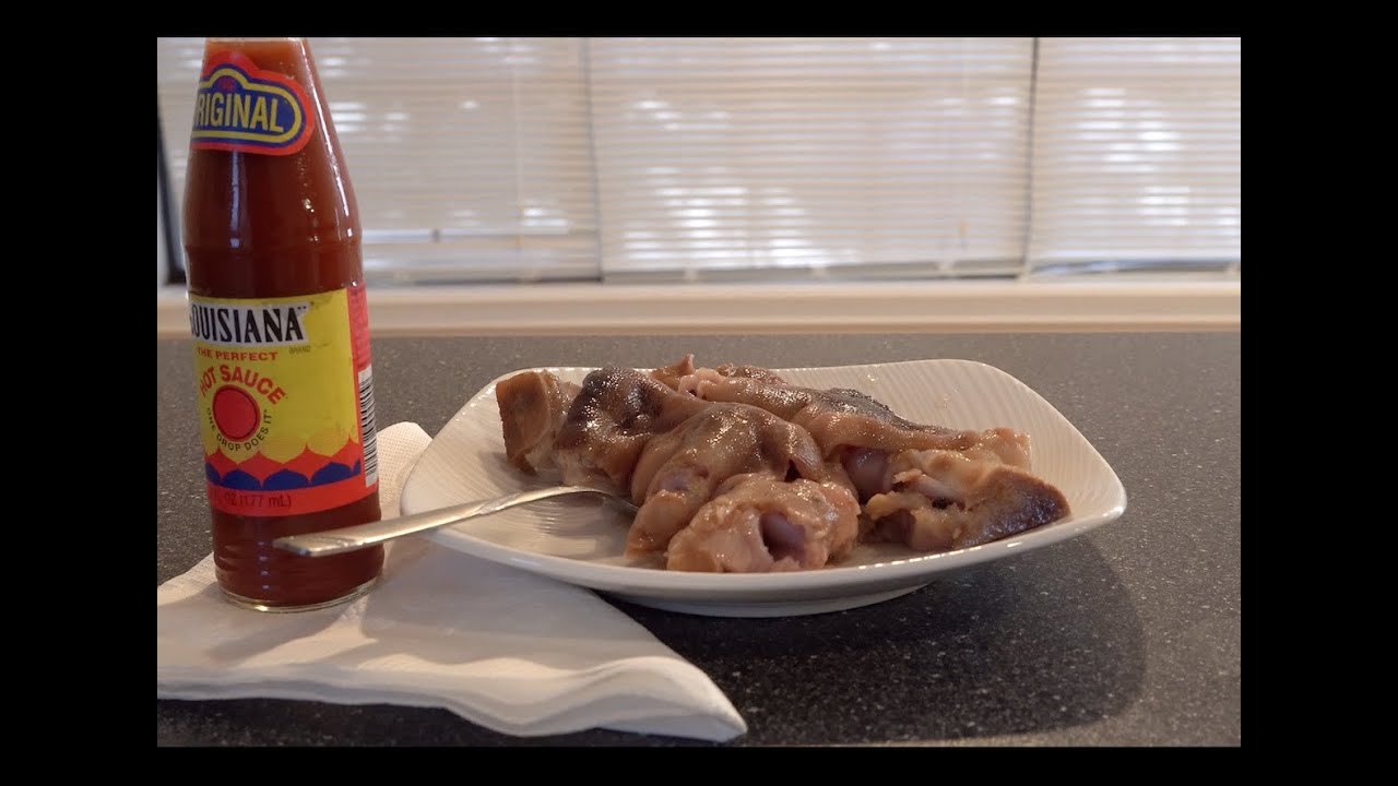 How to make tender Smoked Pig Feet! - YouTube